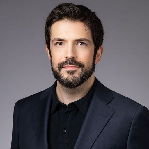 Anthony-MANTA-Headshot - DATAVERSITY